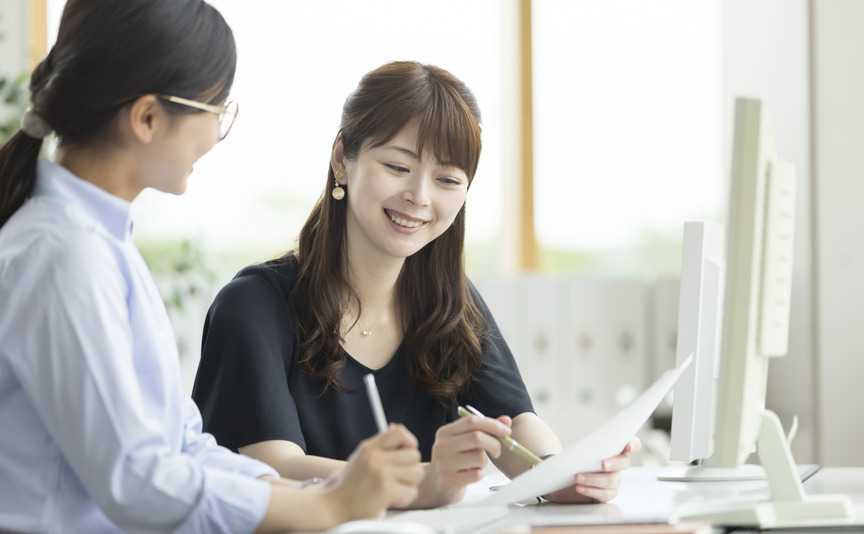 報告・連絡・相談は、社会人としての基本マナー。 社内ビジネスマナーの30の基本 Happylifestyle