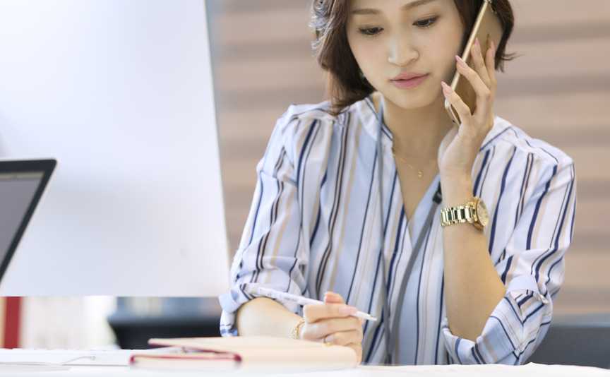 電話対応では、間違いを防ぐために復唱するのは基本。 電話対応の30のビジネスマナー Happylifestyle