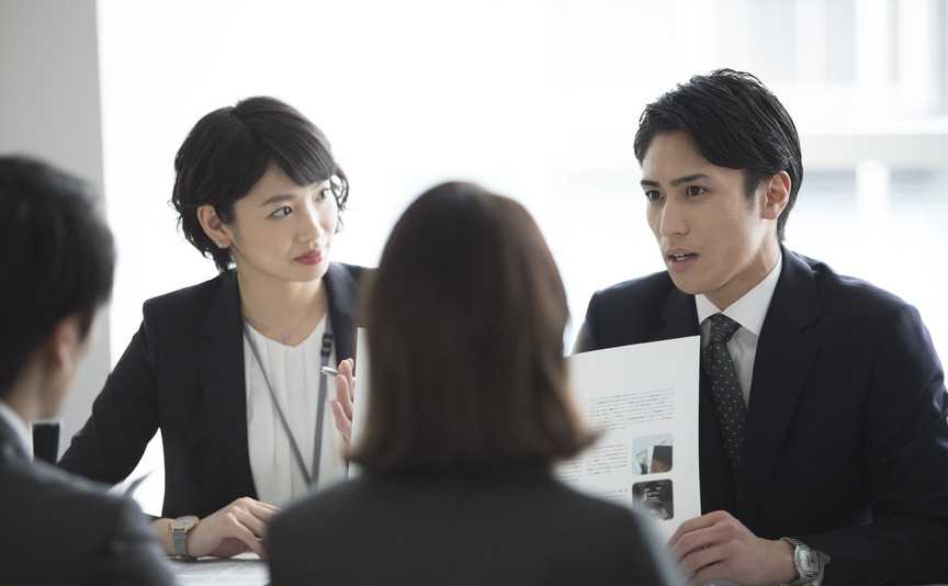 報告・連絡・相談は、社会人としての基本マナー。 社内ビジネスマナーの30の基本 Happylifestyle