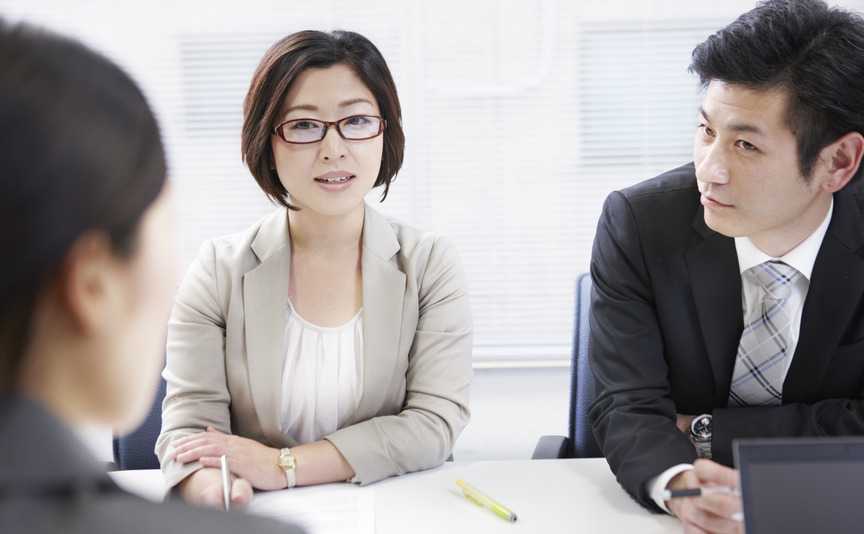 報告・連絡・相談は、社会人としての基本マナー。 社内ビジネスマナーの30の基本 Happylifestyle
