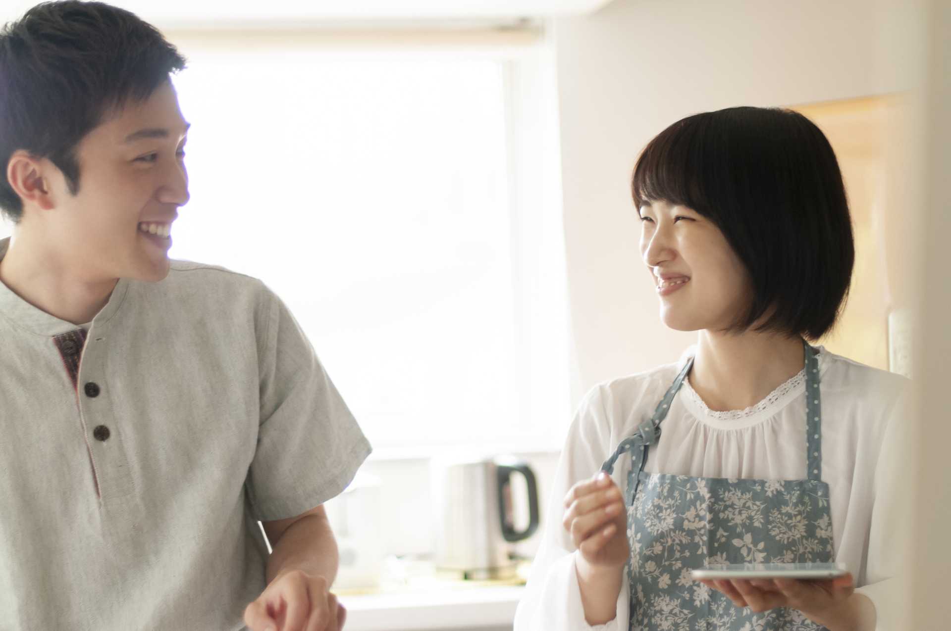 仲が悪い夫婦は、無視し合う。仲がいい夫婦は、見つめ合う。 夫婦円満になる30の秘訣 Happylifestyle